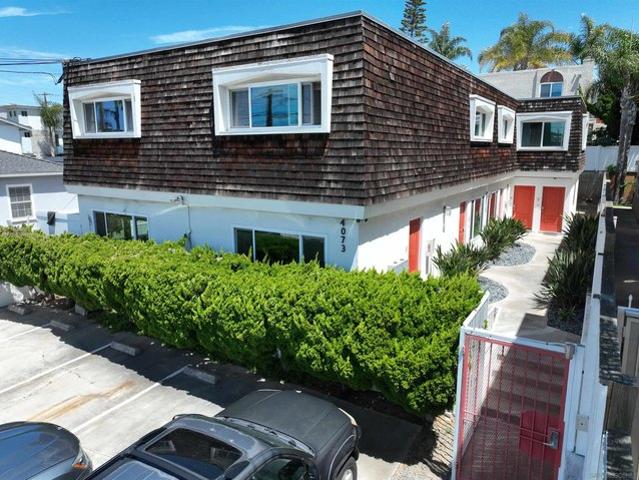 4073 Gresham St, San Diego, CA 92109