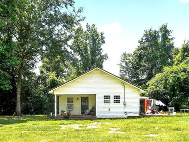 4073 Ridge Rd, Brewton, AL 36426