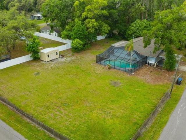 407 1st Ave NE, Lutz, FL 33549