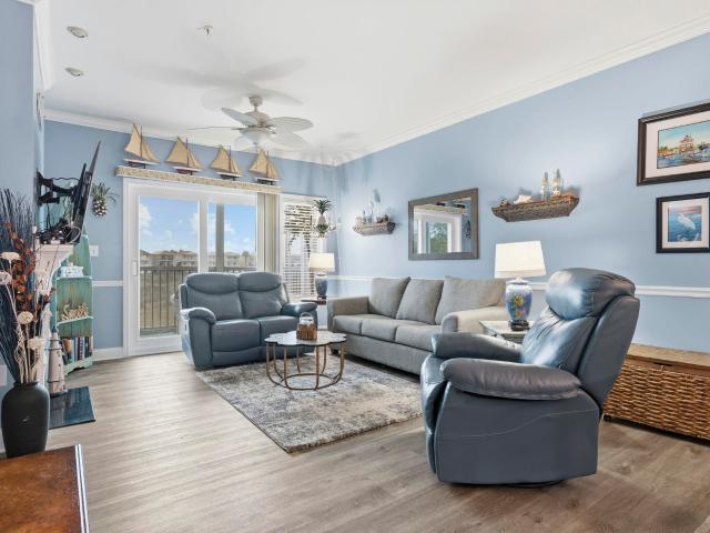 407 24th Ave. N 102