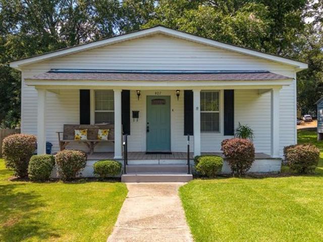 407 26th St N, Pell City, AL 35125