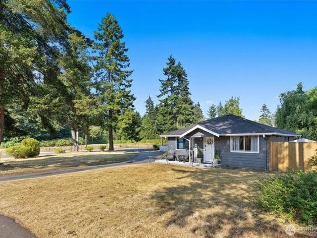 407 91st Ave SE, Lake Stevens, WA 98258
