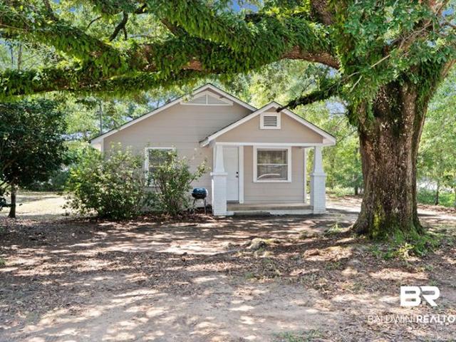407 Collier Ave, Bay Minette, AL 36507