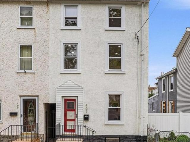 407 Conarroe St, Philadelphia, PA 19128