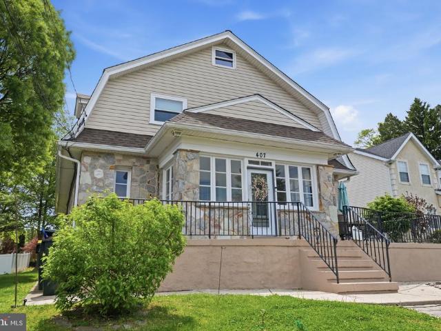 407 Castello Avenue
