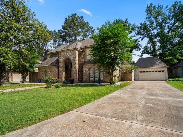 407 Champion Lake Drive