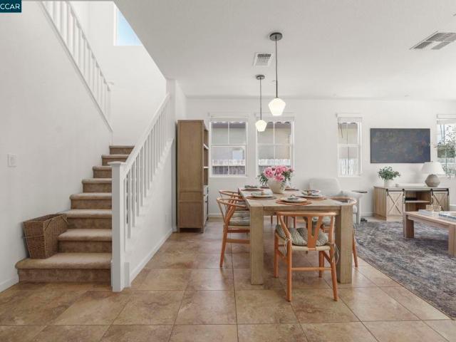 407 Alyssum Dr