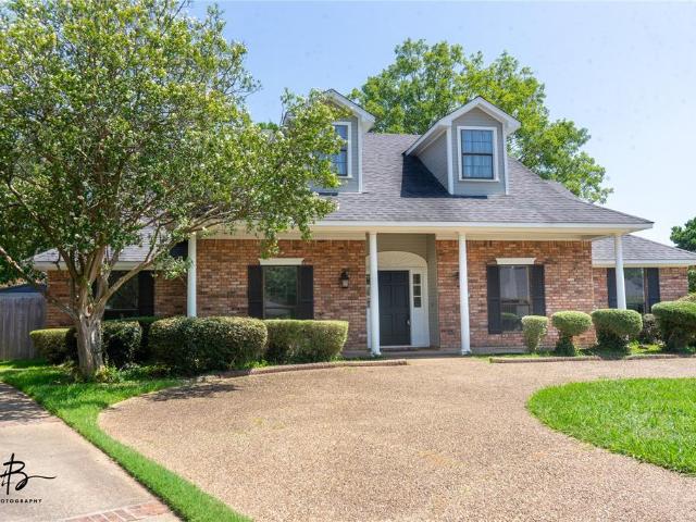 407 Ascot Court