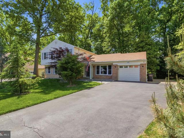 407 Autumn Olive Way