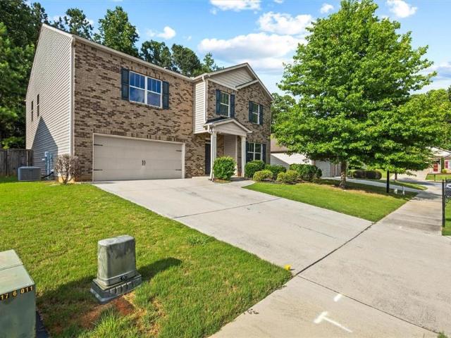 407 Aviary Lane