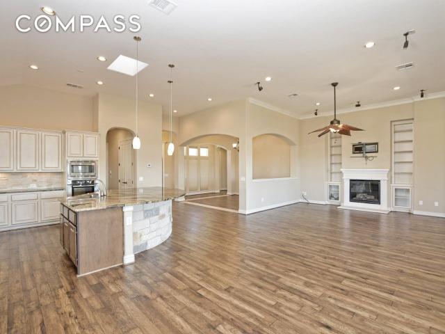 407 Bonaire Ct, Austin, TX
