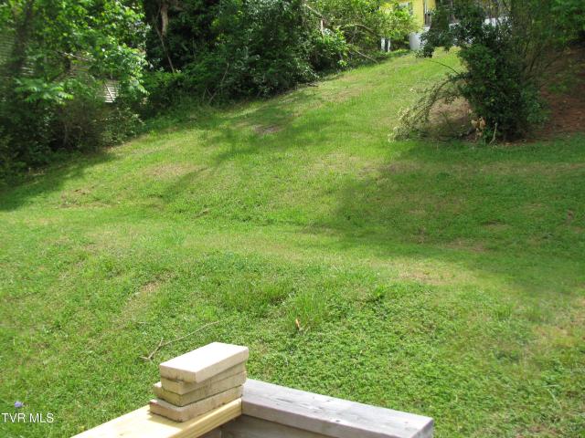 407 Banks Street