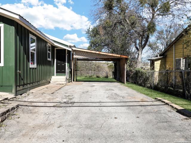 407 Big Foot, San Antonio, TX 78204 | MLS #1929