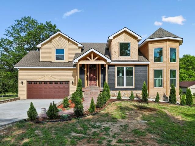 407 Bluegrass Ct, Lebanon, TN 37090