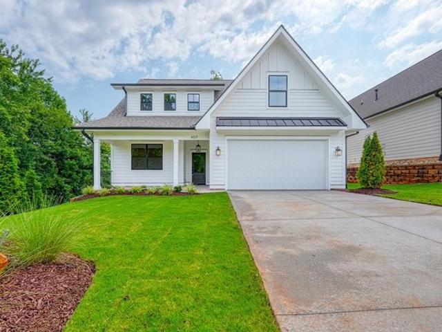407 Brunswick Ln, Inman, SC 29349