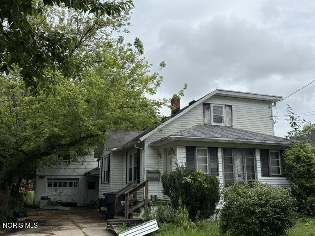 407 Buttonwood Ave, Bowling Green, OH 43402
