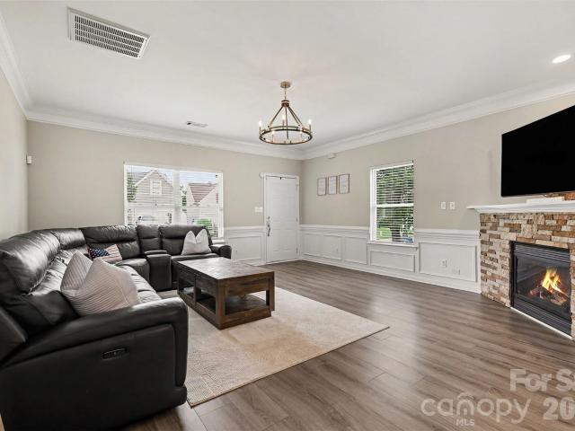 407 Galesburg Drive