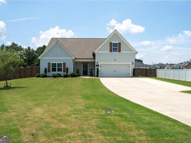 407 Glenn Trl, Winder, GA 30680