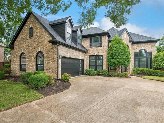 407 Greenway Ct, Coppell, TX 75019