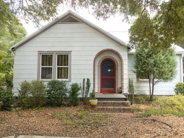 407 Dowling Avenue