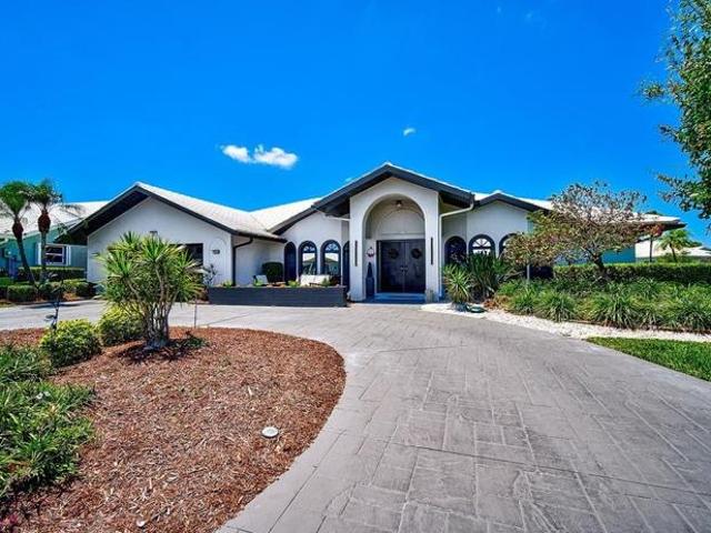 407 Devonshire Ln, Venice, FL 34293