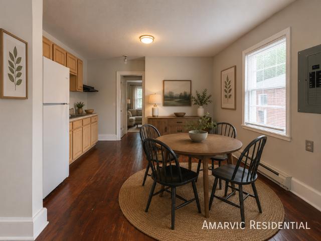 407 Dexter St, 1 bed, 1 full bath
