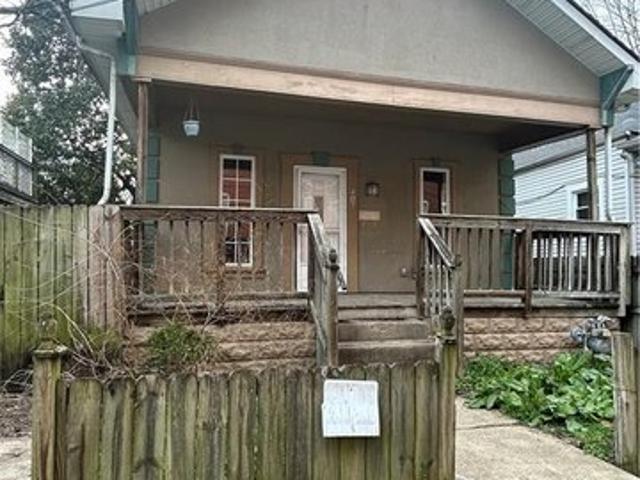 407 E 7th St, New Albany, IN 47150