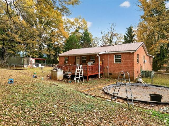407 E 18th St, Rome, GA 30161 | MLS #7687 | Compass
