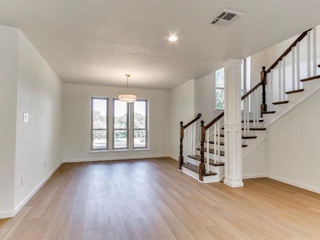 407 E Cedar Street