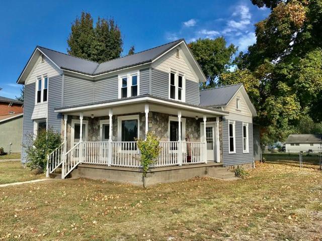 407 E Chicago Rd, White Pigeon, MI 49099
