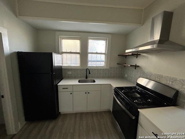 407 E Locust St, Unit 3