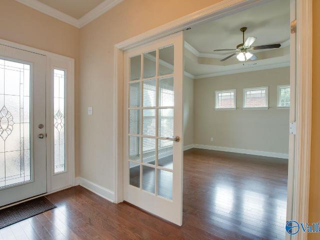407 East Mossyleaf Drive