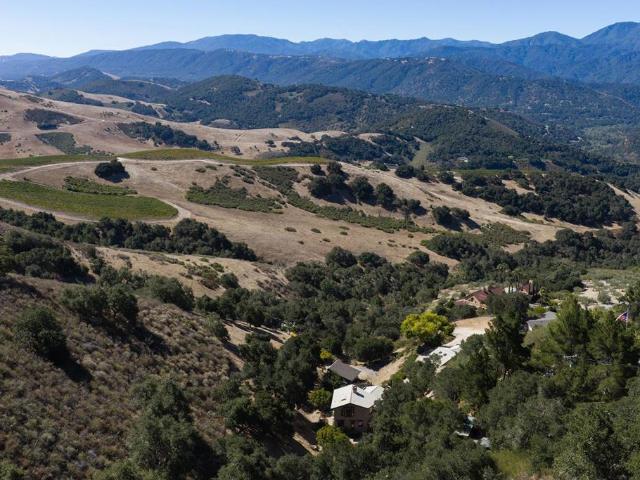 407 El Caminito Road