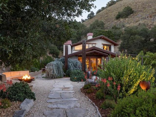 407 El Caminito Rd, Carmel Valley, CA 93924