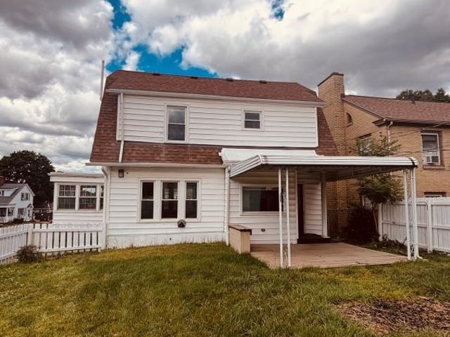 407 Korman Avenue NE