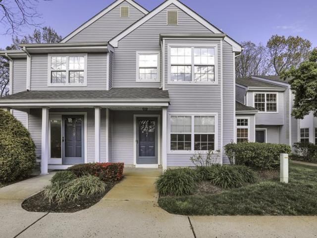 407 Hampton Ct, Manalapan, NJ 07726