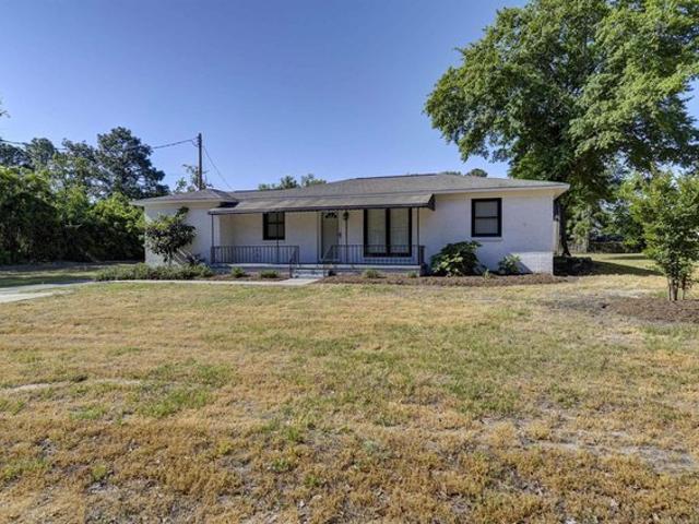 407 Hendrix St, Lexington, SC 29072