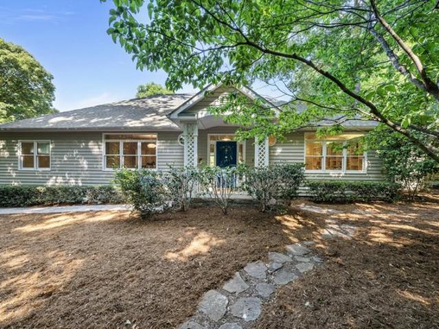 407 Ironwoods Dr, Chapel Hill, NC 27516