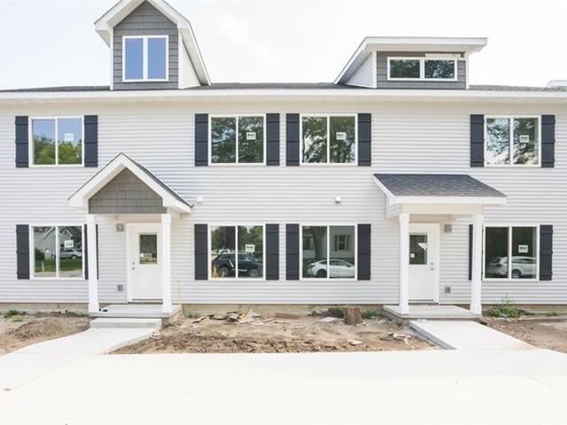 407 Juniper St, Ames, IA 50010