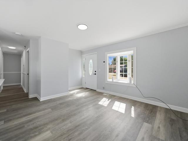 407 Laurel Avenue