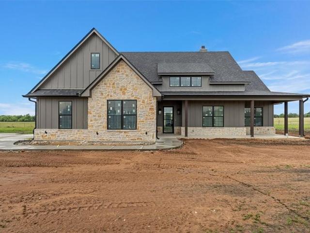 407 Lacek Mill Rd, China Spring, TX 76633