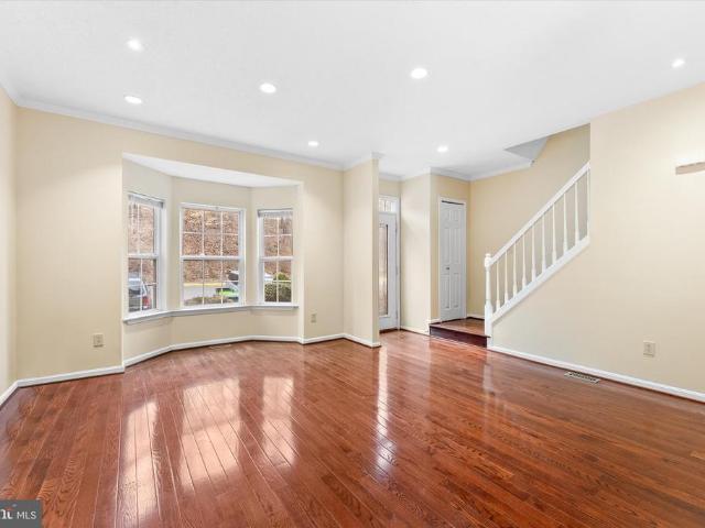 407 Lakeview Court