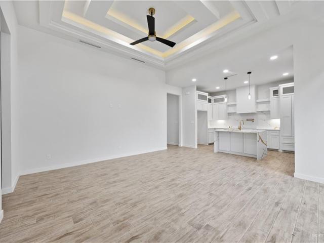 407 Liza Street