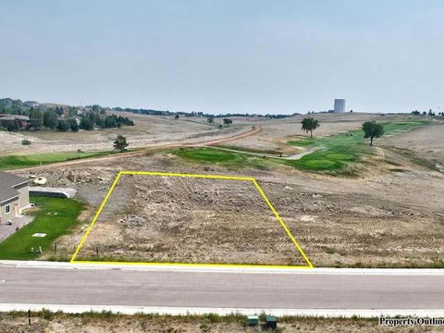 407 Mountain Shadow Dr, Gillette, WY 82718