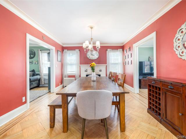 407 Morris Avenue