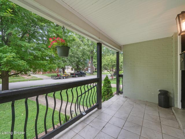 407 Macon Ave