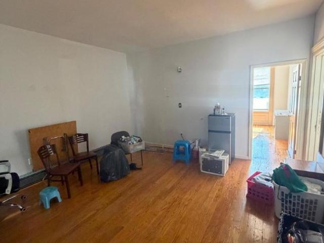 407 Main St # 2