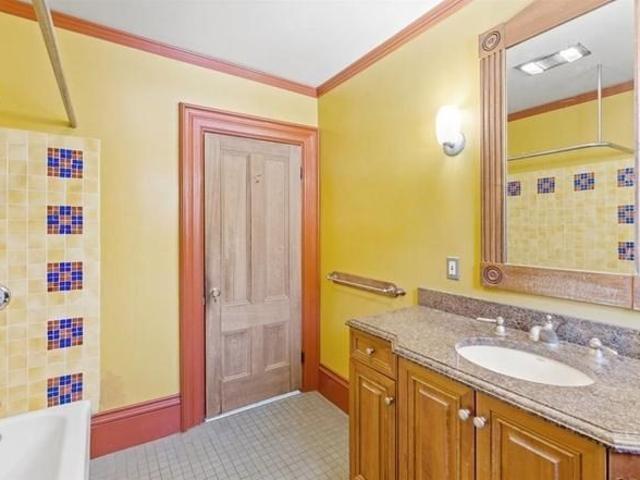 407 Main St, Unit C, Medford, MA 02155 | MLS #73502 | Compass