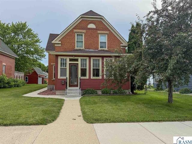 407 N Washington St, New Ulm, MN 56073