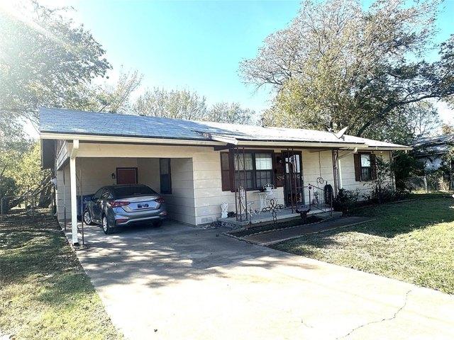 407 N Files St, Itasca, TX 76055